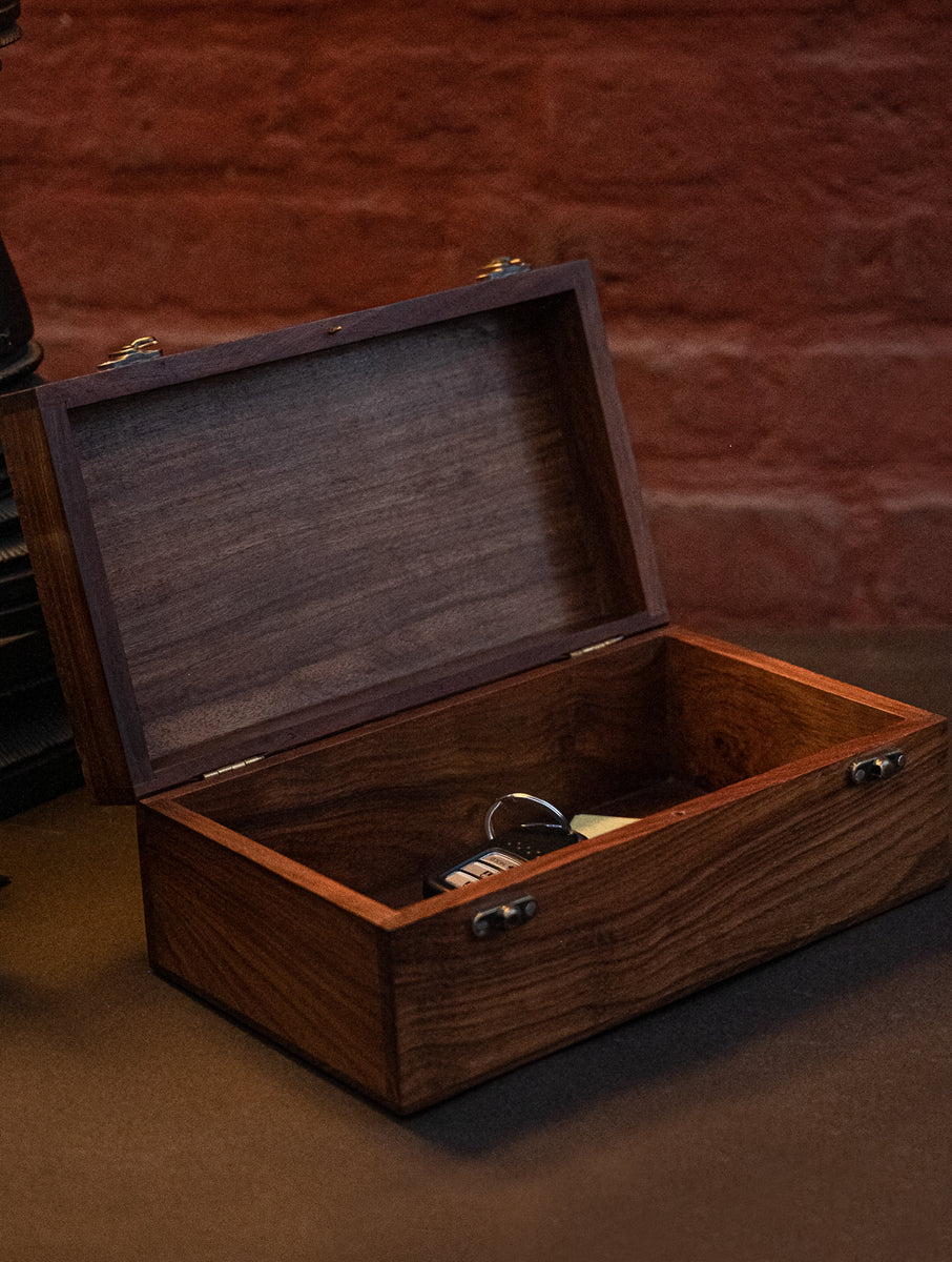 Buy Tarakashi Wooden Inlay Decorative Box- Floral Pattern Online